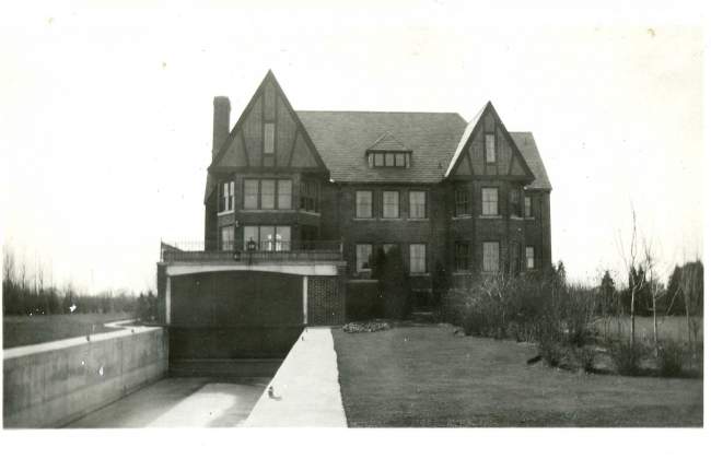 Historical Architecture of Grosse Pointe – 15500 Windmill Pointe